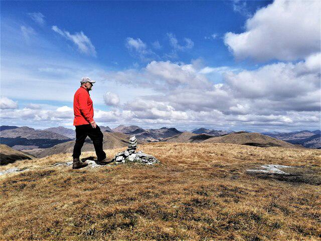 Mid Hill [Beinn Dubh] Group Walks | Join a Walk | Walkmates