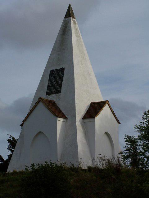 Farley Mount Hike: Explore a Scenic Gem | Walkmates | Walkmates