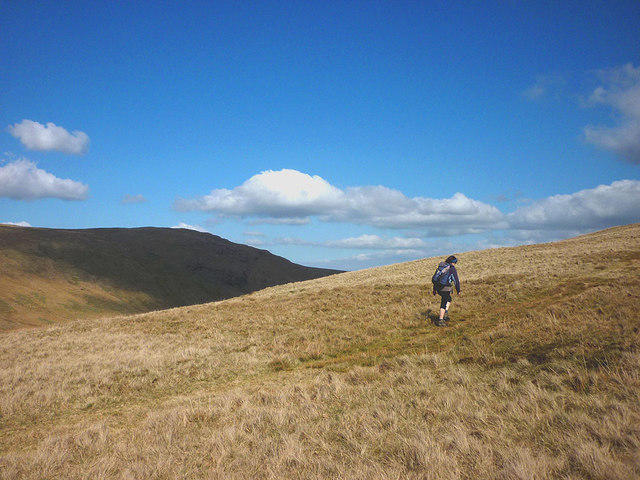 Lord's Seat (Crookdale) - Scenic Hike | Walkmates | Walkmates